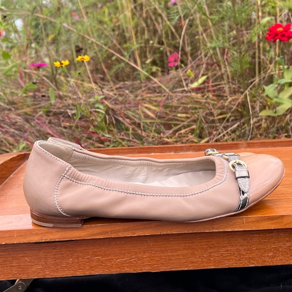 Attilio Giusti Leombruni | Shoes | Agl Roundtoe Nude Ballet Flats With ...